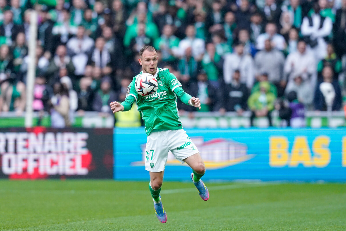 Mercato : Cardona évoque l'avenir Lucas Stassin à l'ASSE